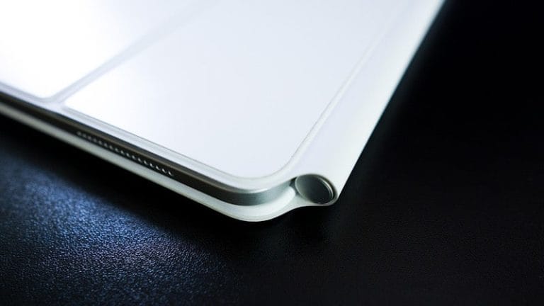 6ヶ月使ったiPad ProのMagic Keyboard！汚れ・傷対策の現状 | satopad