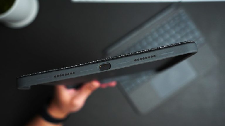 【Logicool Combo Touchレビュー】多機能なiPadのキーボード一体型ケース！ | satopad